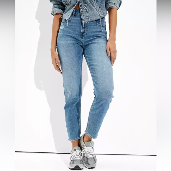 American Eagle Stretch Mom Jeans
